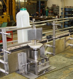 Slat Band Conveyor with Bottle Turner - C-Trak Conveyor Manufacturers